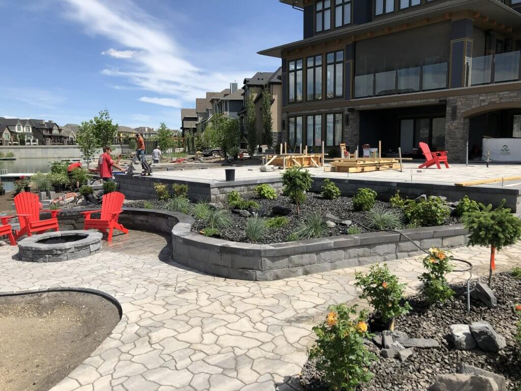Landscaping Calgary Specialist | Hardscaping Experts | Viking Landscaping